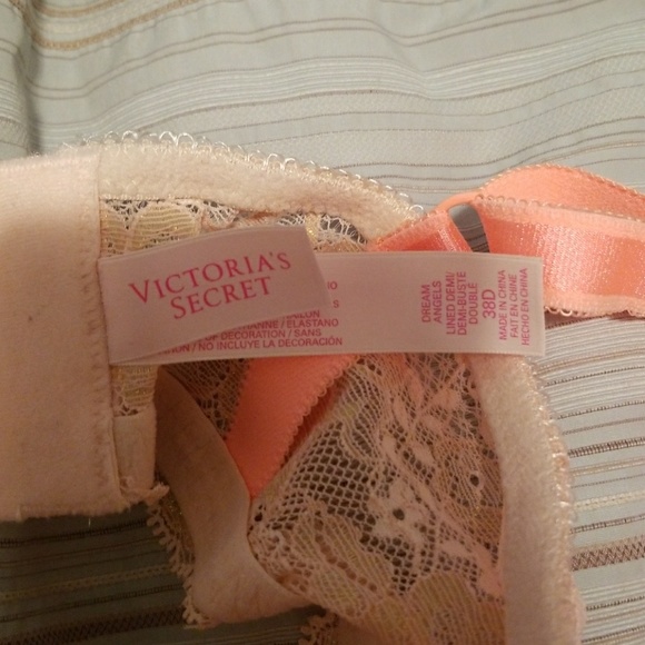 Victoria's Secret | Intimates & Sleepwear | Nwot Vs Lace Tangerine Bra ...
